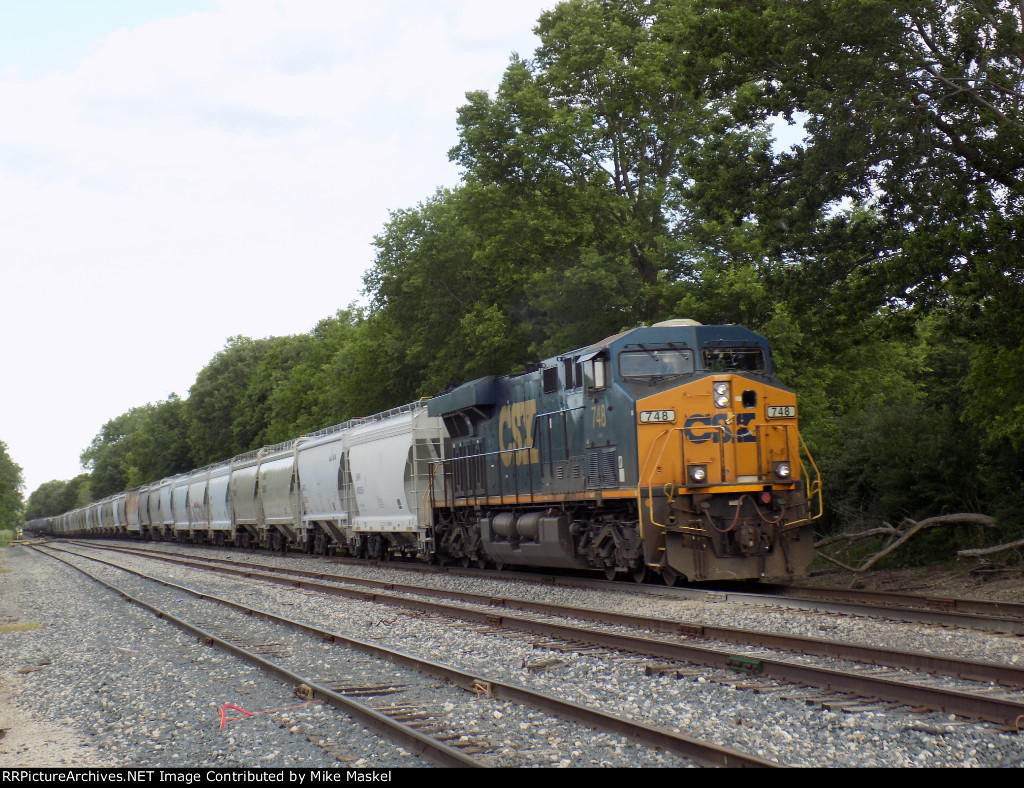 CSX 748